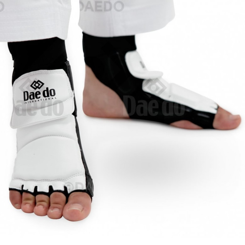 Protetor de Pé Meia Taekwondo Daedo | Clube da Luta Shop